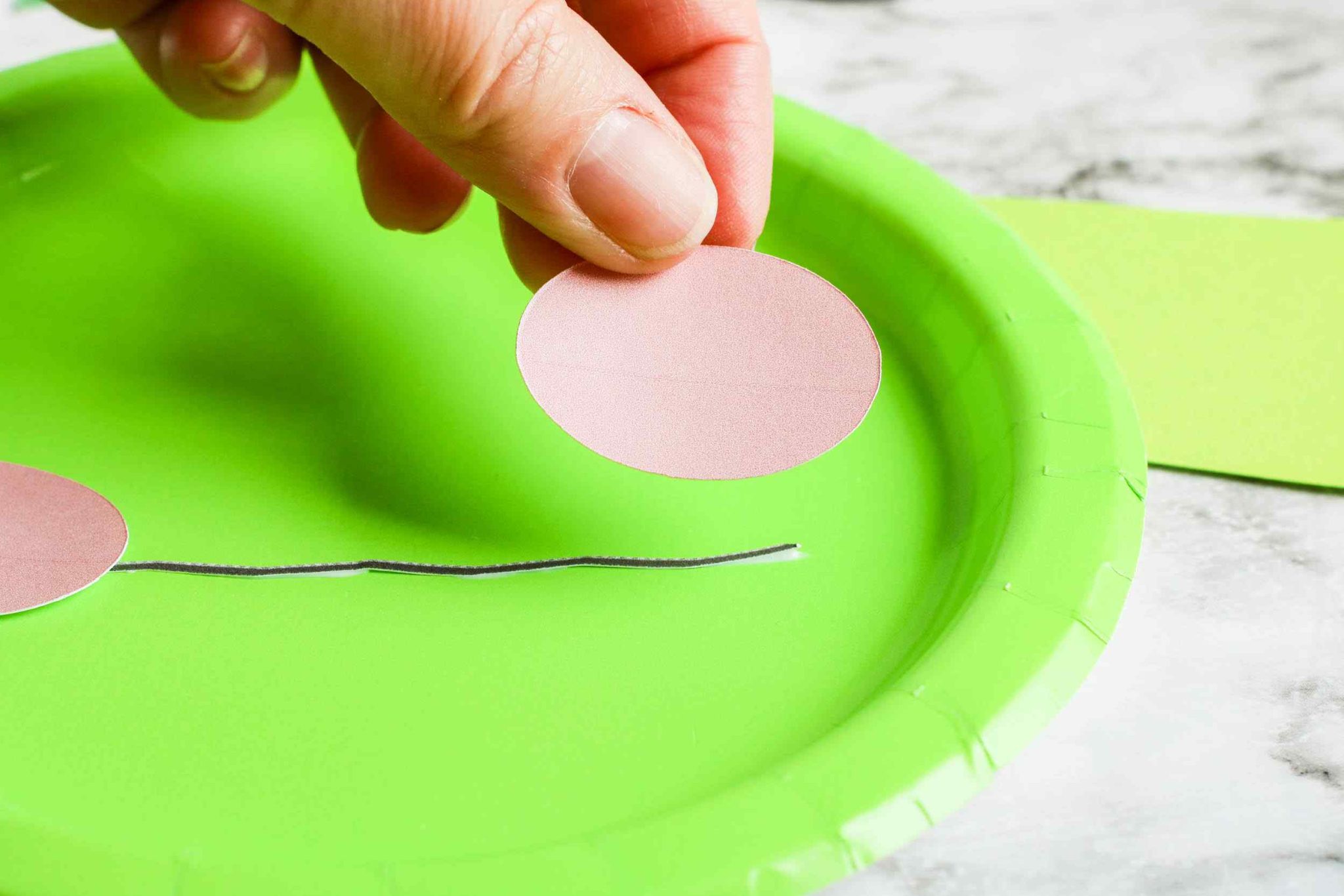 Grogu Craft Easy Paper Plate Template